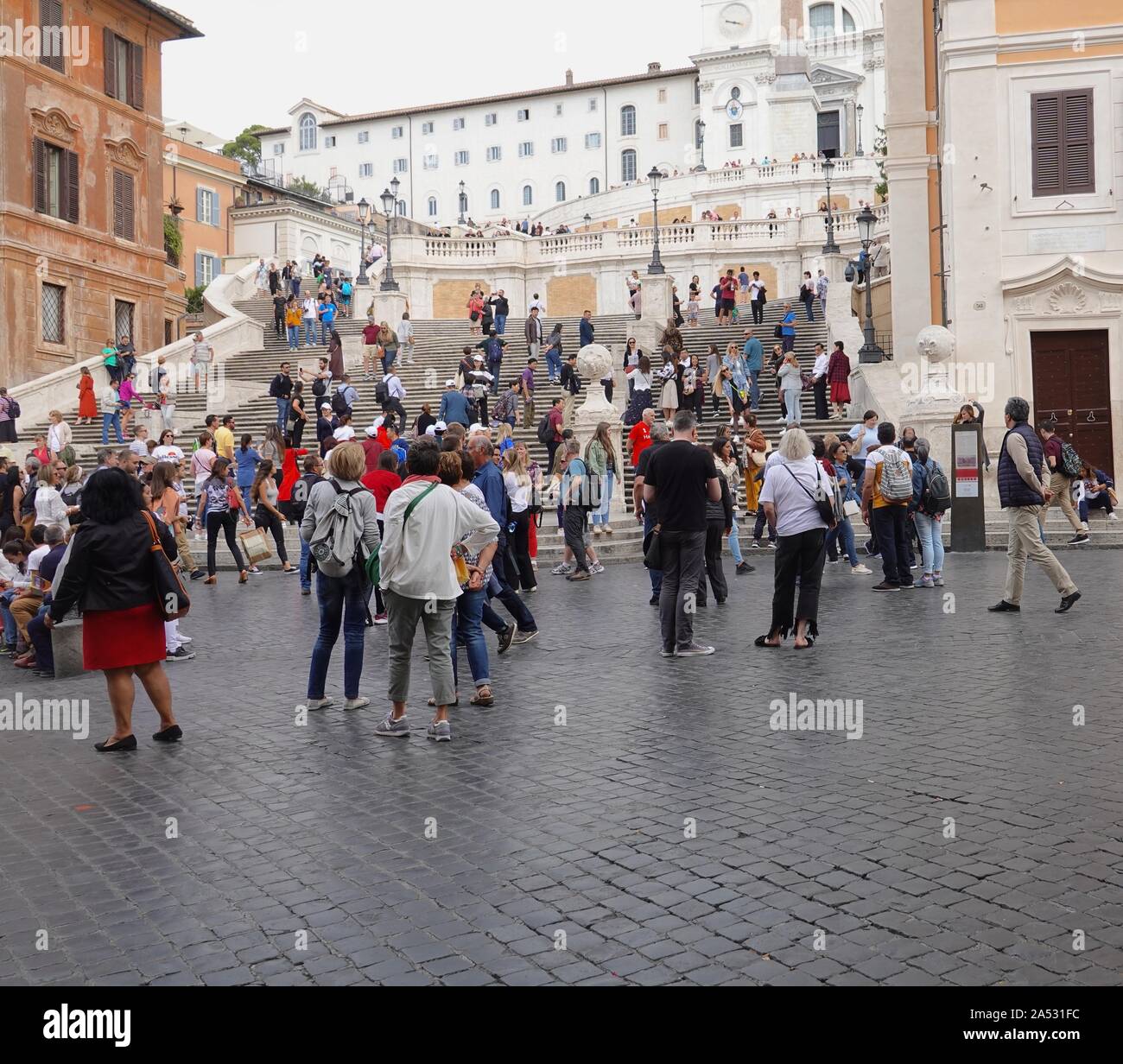 Visitors piazza di spagna rome hi-res stock photography and images - Alamy
