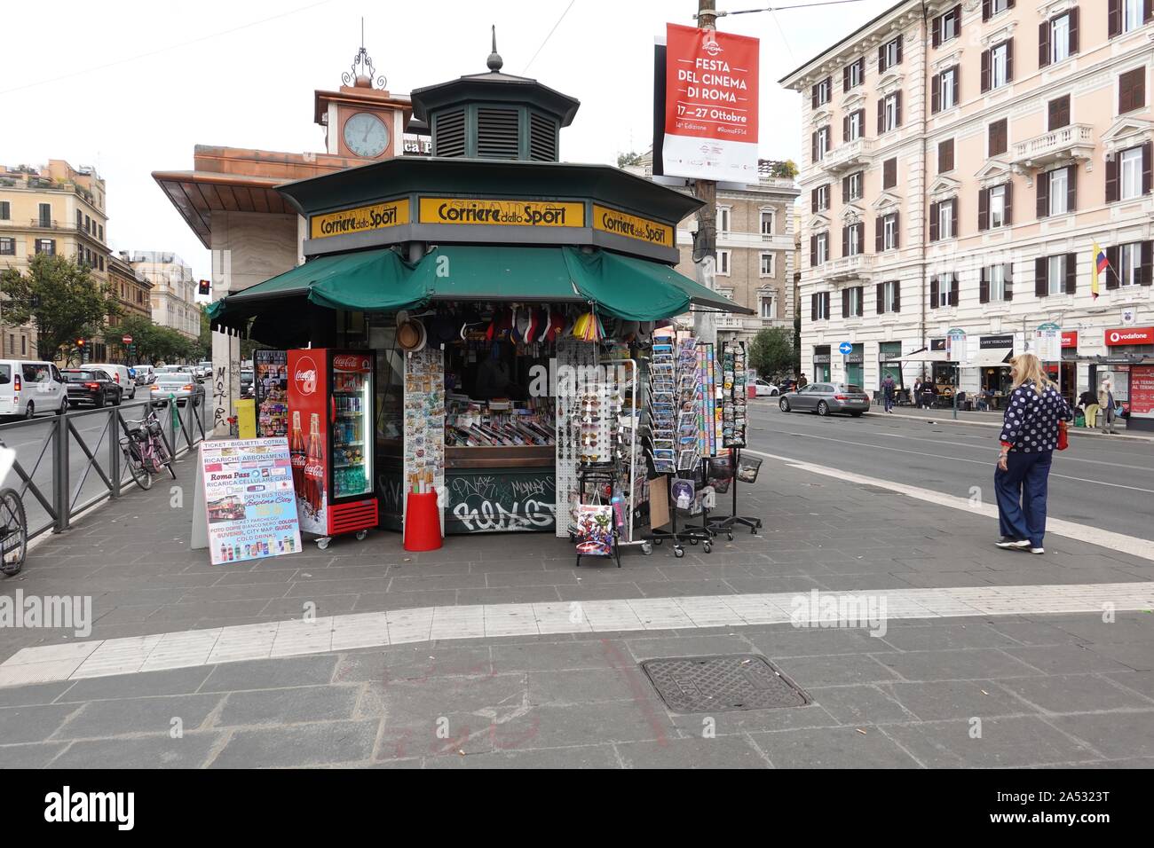 Rome outlet hi-res stock photography and images - Alamy