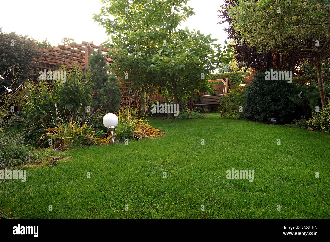 Garden trees grass lawn hi-res stock photography and images - Alamy