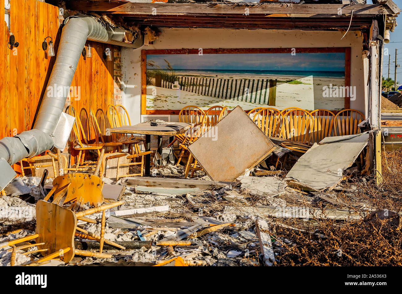 Michael fish hurricane hi-res stock photography and images - Alamy