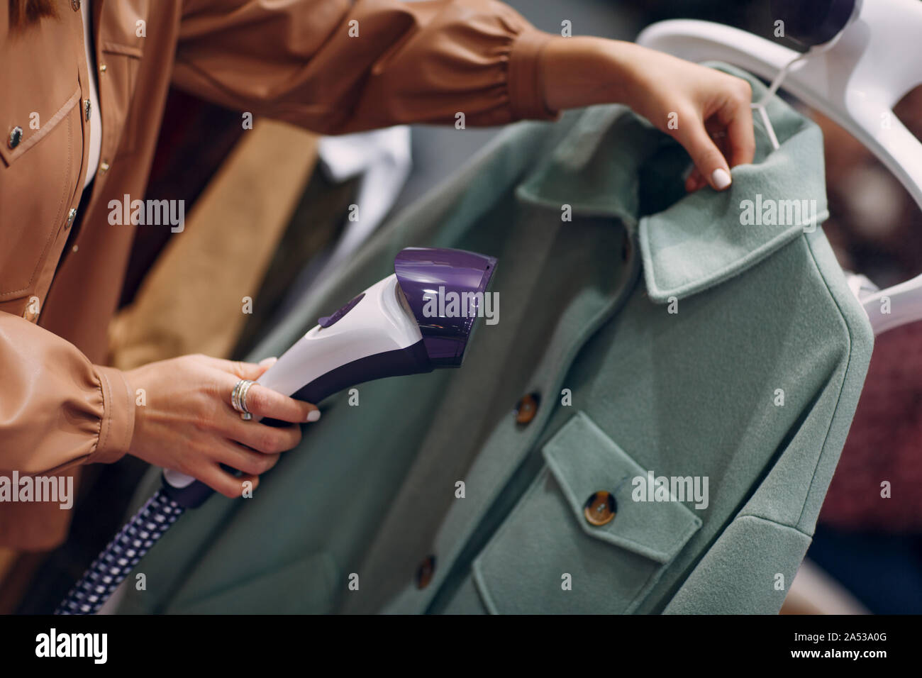 Steaming rack hi-res stock photography and images - Alamy
