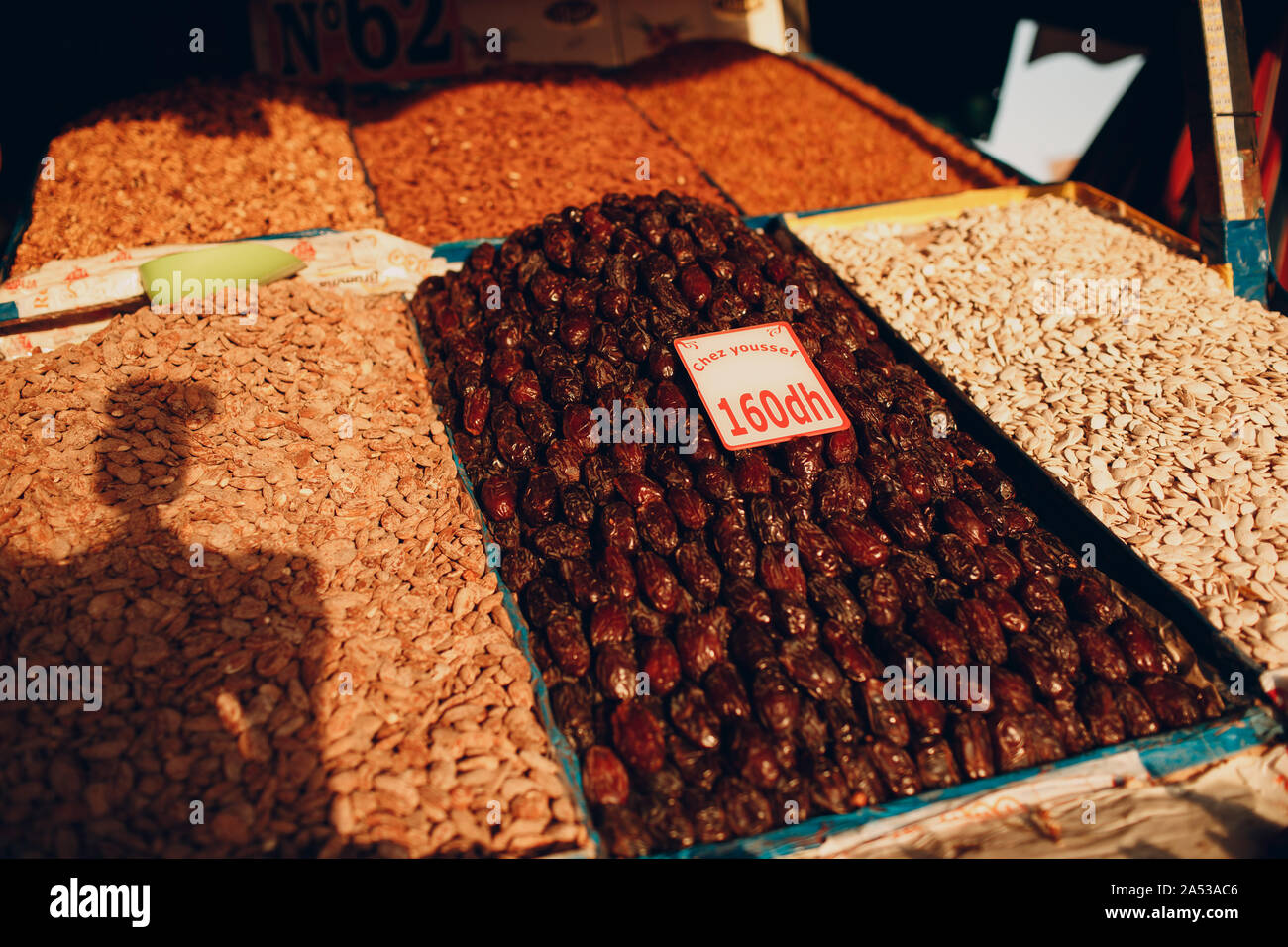 African bazaar hi-res stock photography and images - Alamy