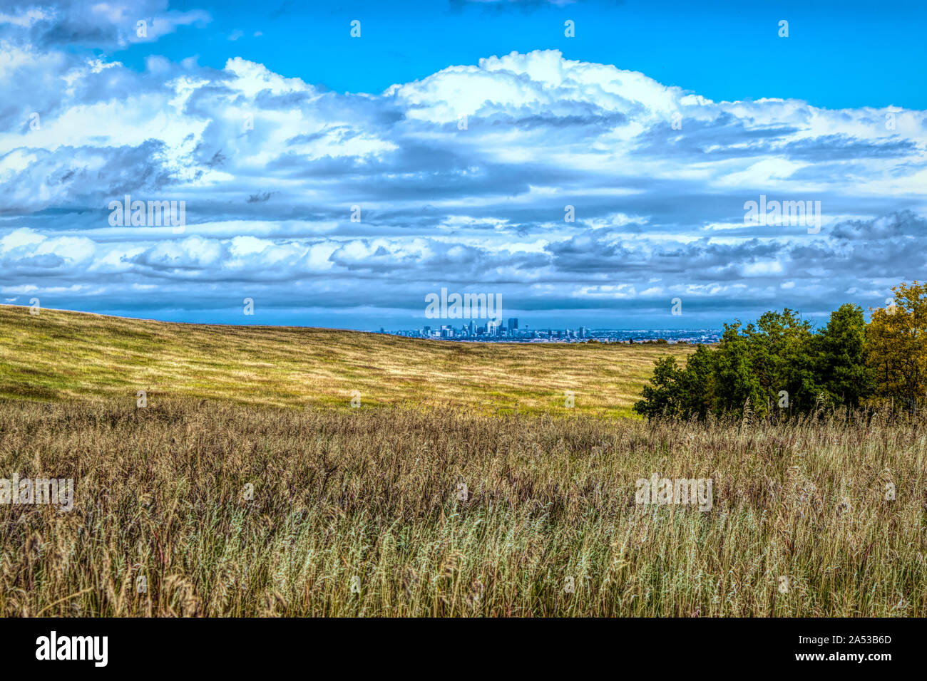 Country scenes hi-res stock photography and images - Alamy