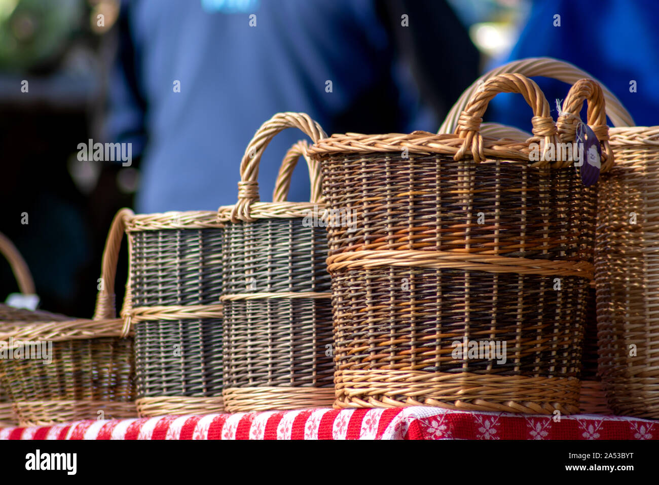 Straw baskets hi-res stock photography and images - Alamy