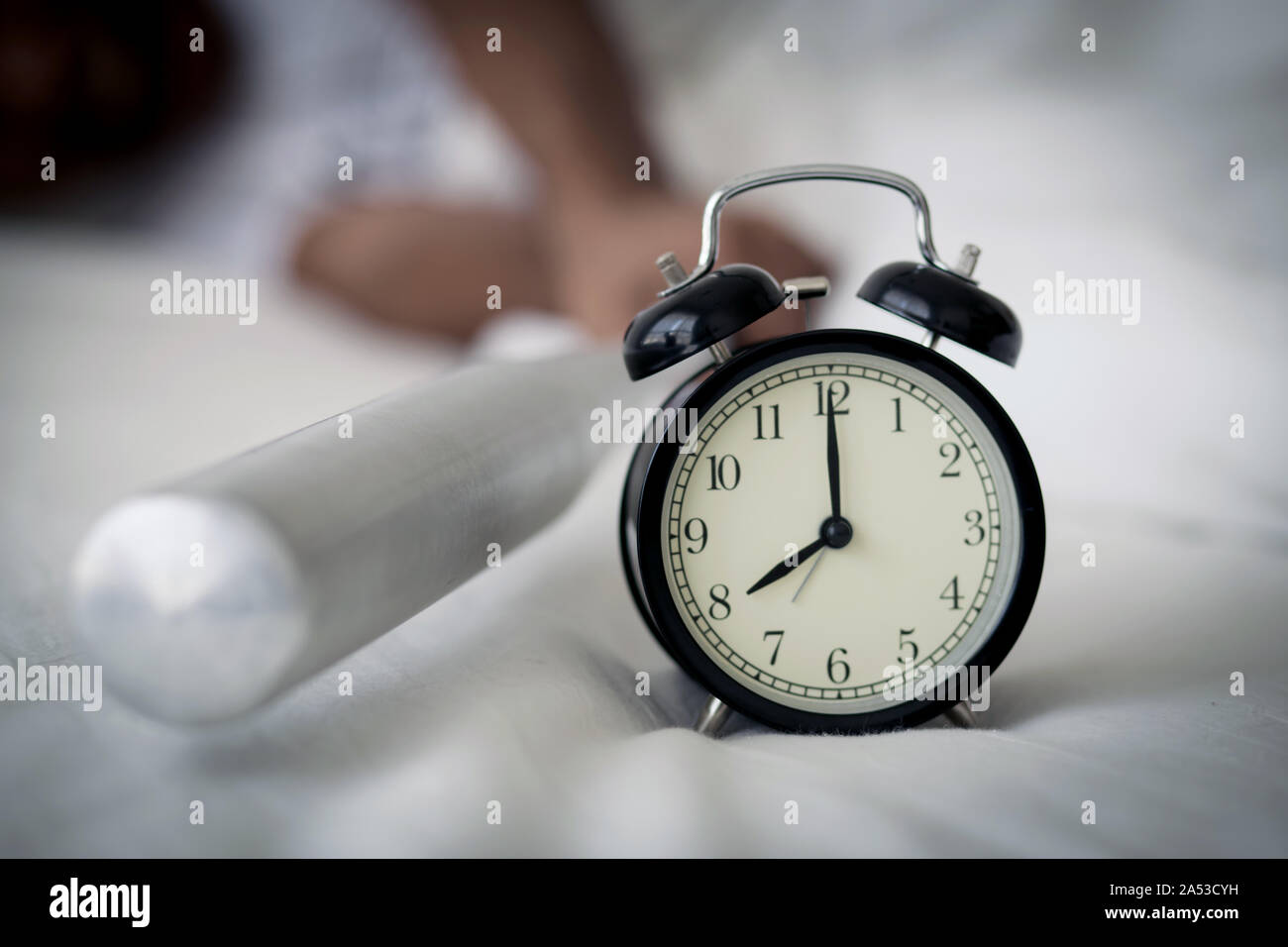 Man screaming alarm clock hi-res stock photography and images - Alamy