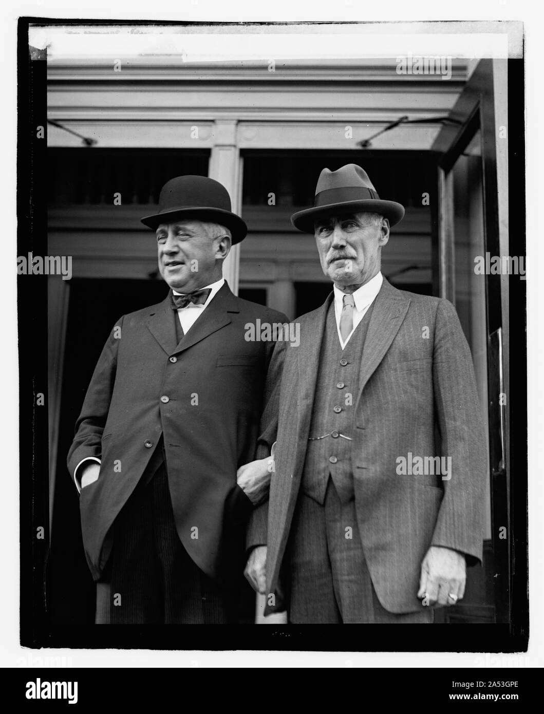 Exterior exterior outdoors outside Black and White Stock Photos ...