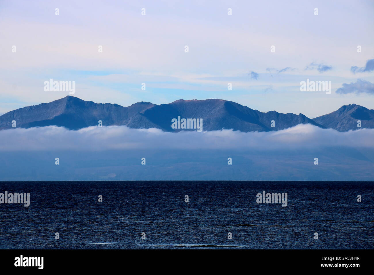 Dense sea mist hi-res stock photography and images - Alamy