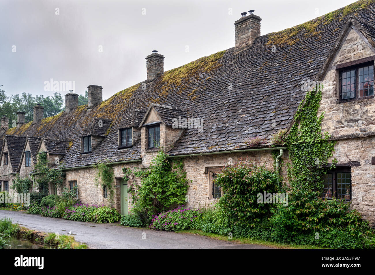 Traditional cotswold stone cottages built of distinctive yellow ...
