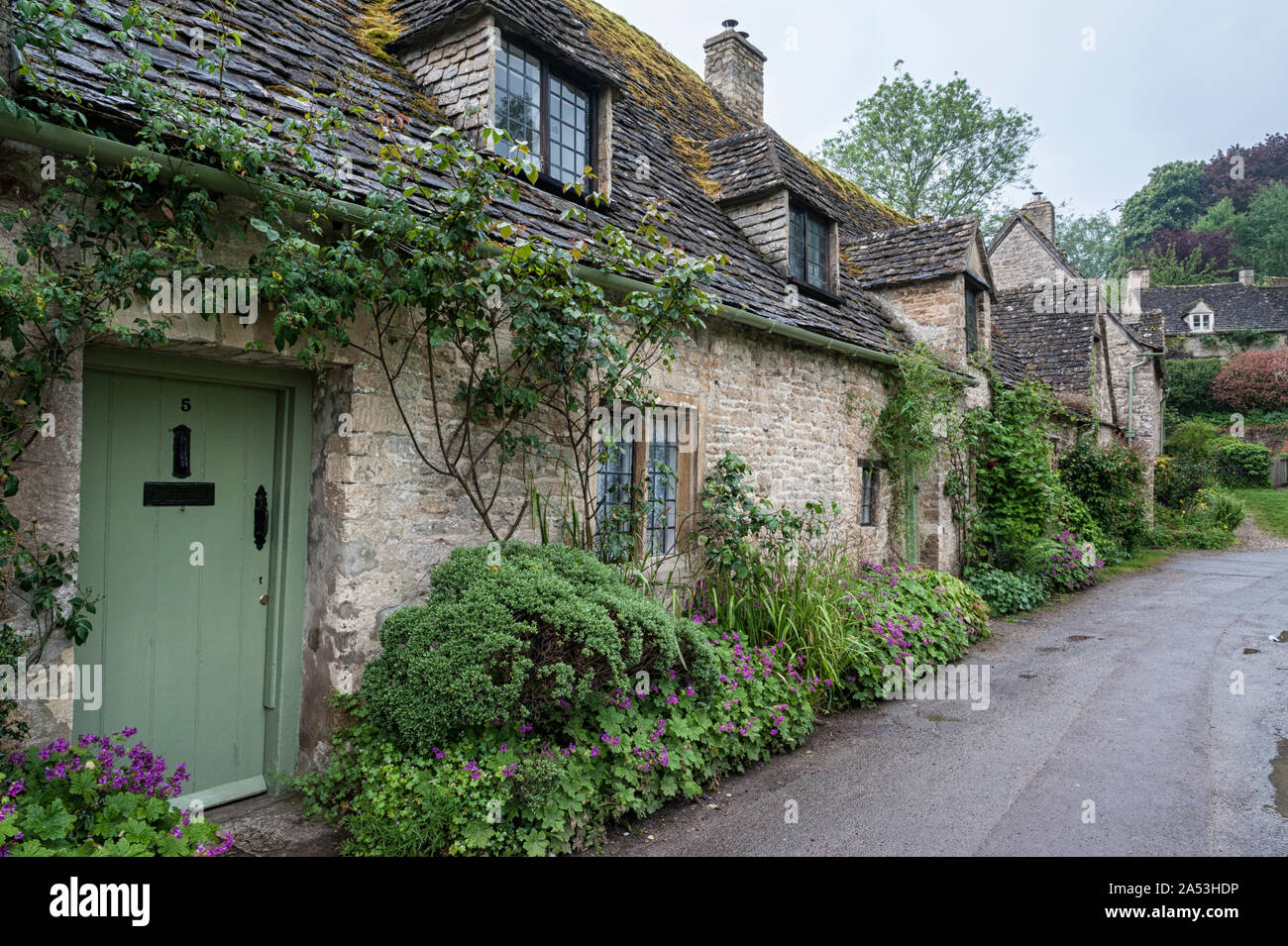 Traditional cotswold stone cottages built of distinctive yellow ...