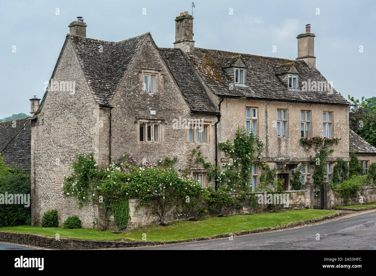 Traditional cotswold stone cottages built of distinctive yellow ...