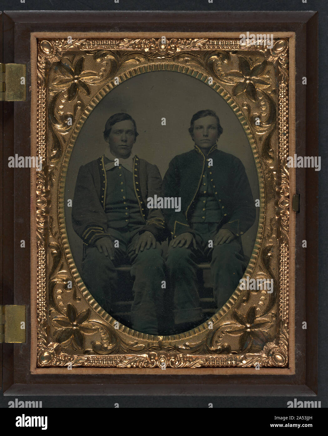 Two unidentified soldiers in Union Zouave uniforms Stock Photo - Alamy