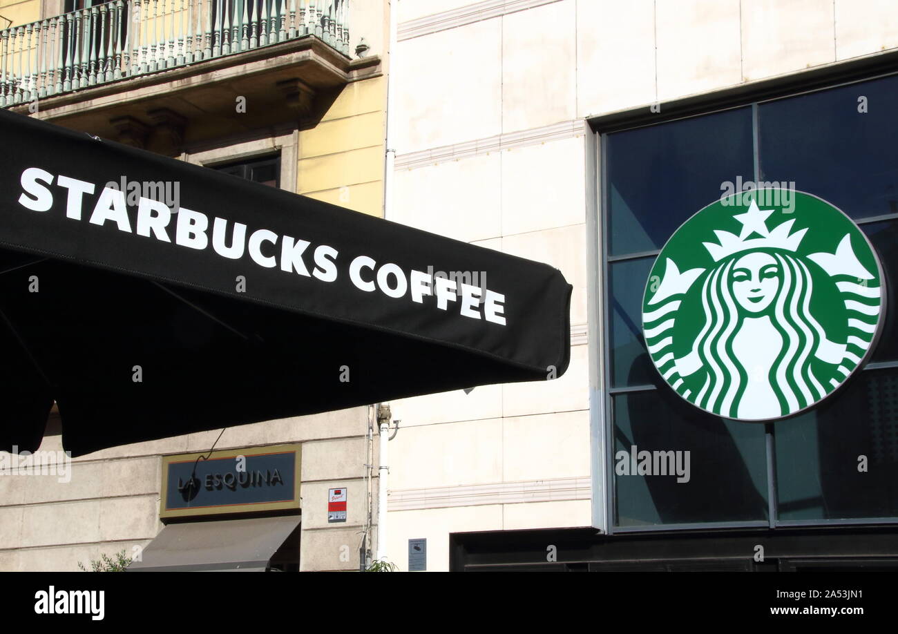 Starbucks logo seen in hi-res stock photography and images - Alamy