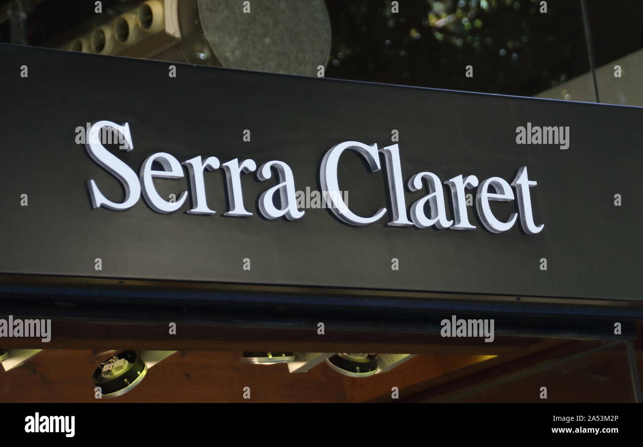 Claret logo hi-res stock photography and images - Alamy