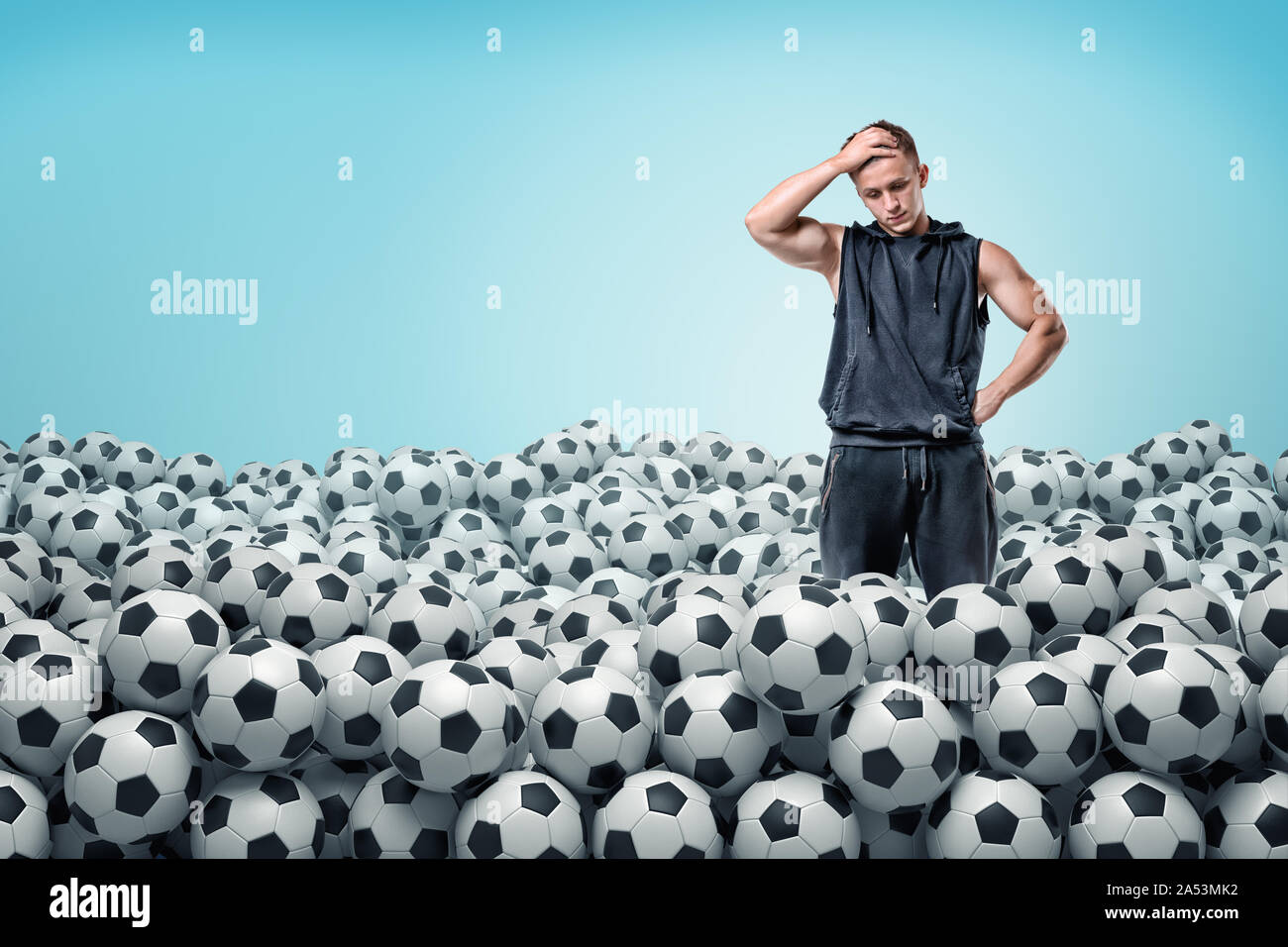 Many identical balls hi-res stock photography and images - Alamy