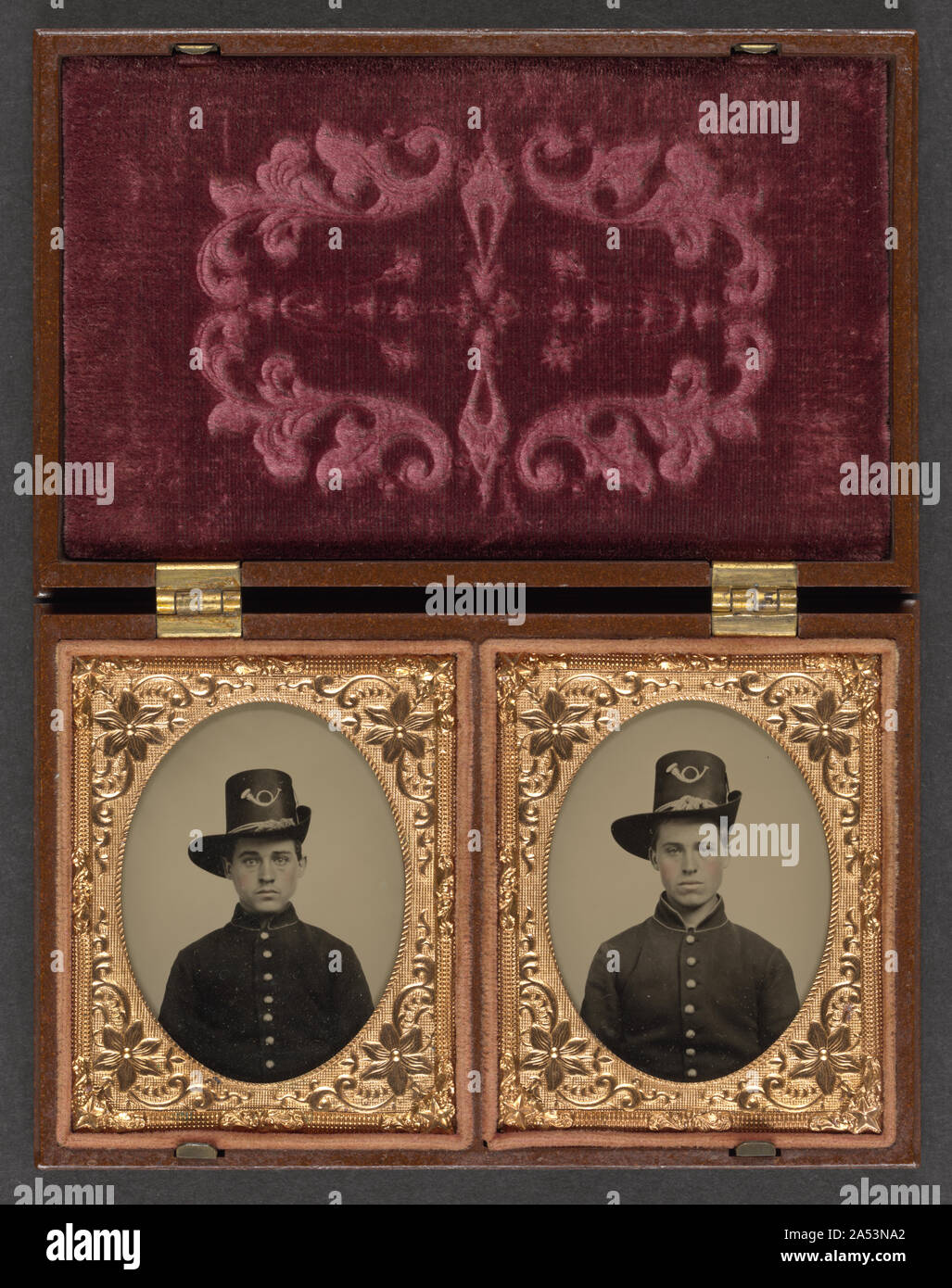 Two unidentified soldiers in Union uniforms with Hardee hats bearing ...