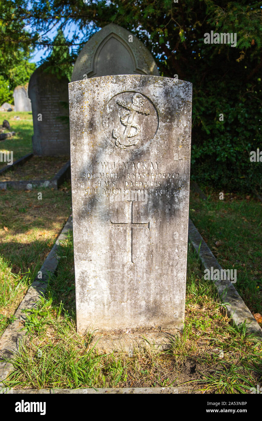 Commonwealth War Graves Commission Grave of William James Mackey of H.M ...