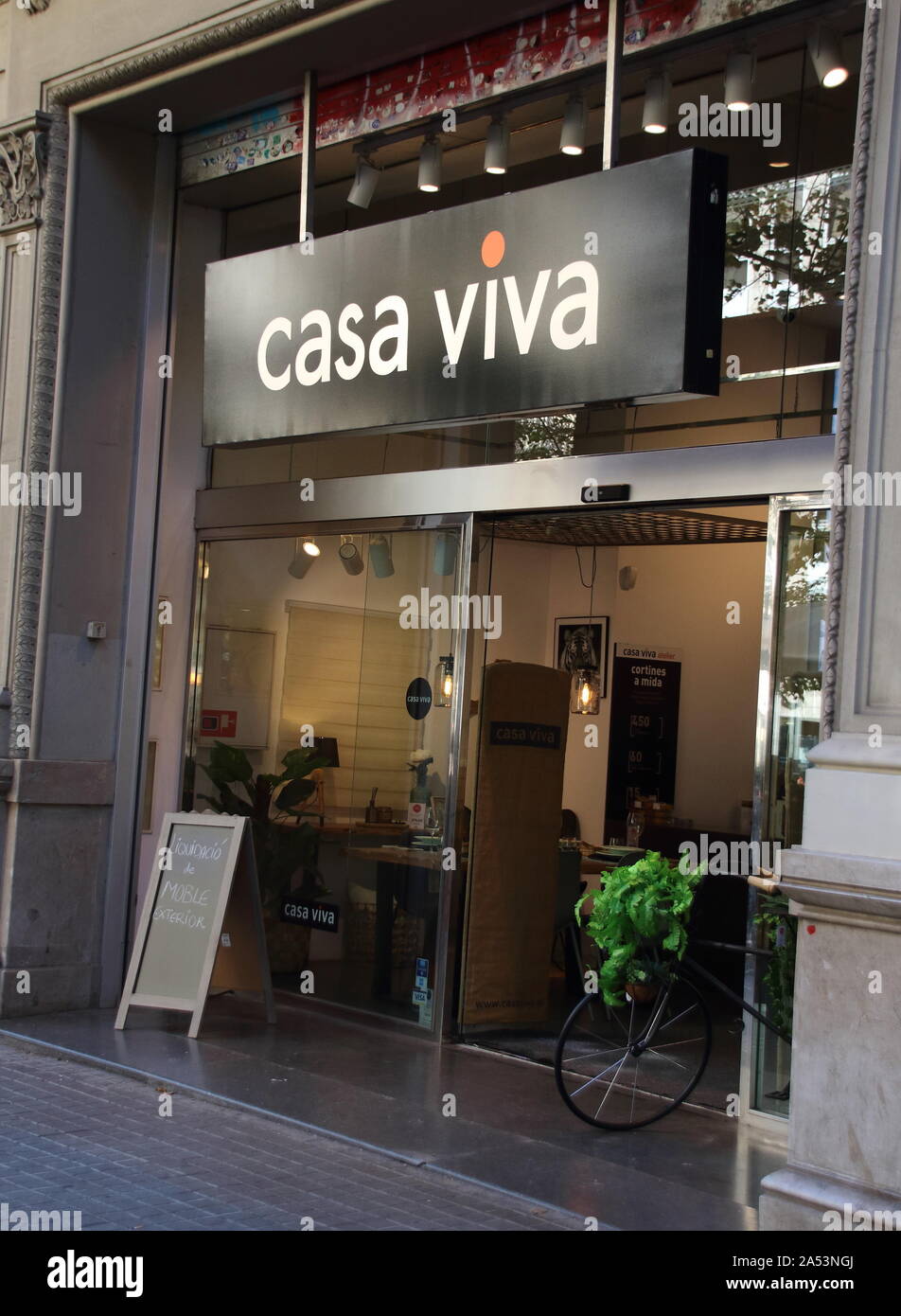 Viva logo hi-res stock photography and images - Alamy