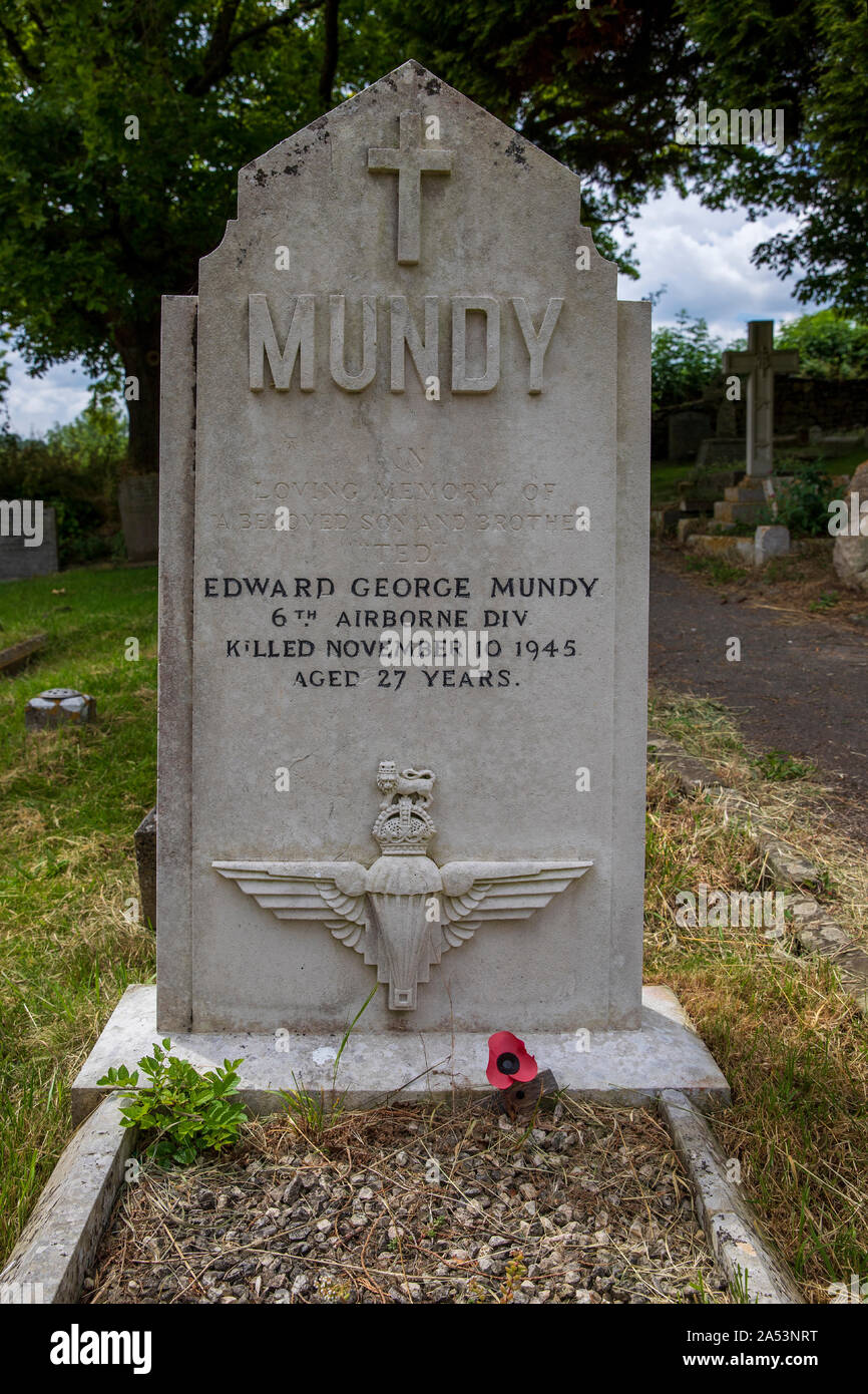 Commonwealth War Graves Commission Grave of Edward George Mundy of the ...