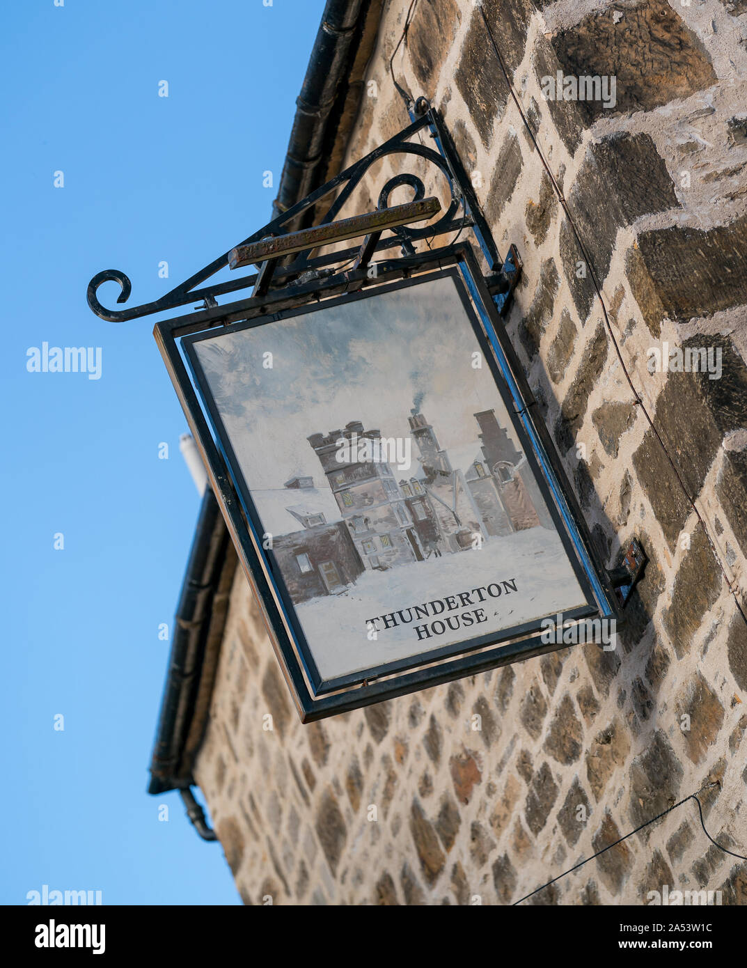 Elgin town centre hi-res stock photography and images - Alamy