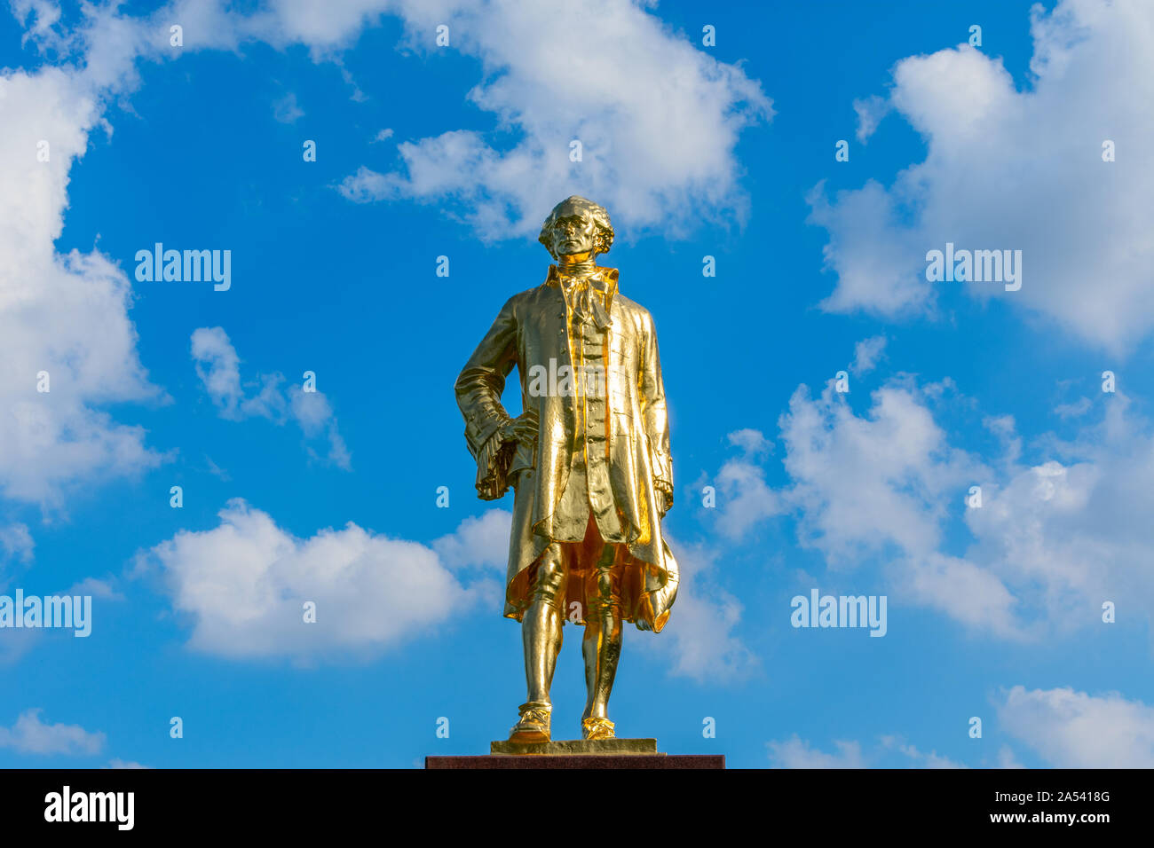 Alexander hamilton statue hi-res stock photography and images - Alamy