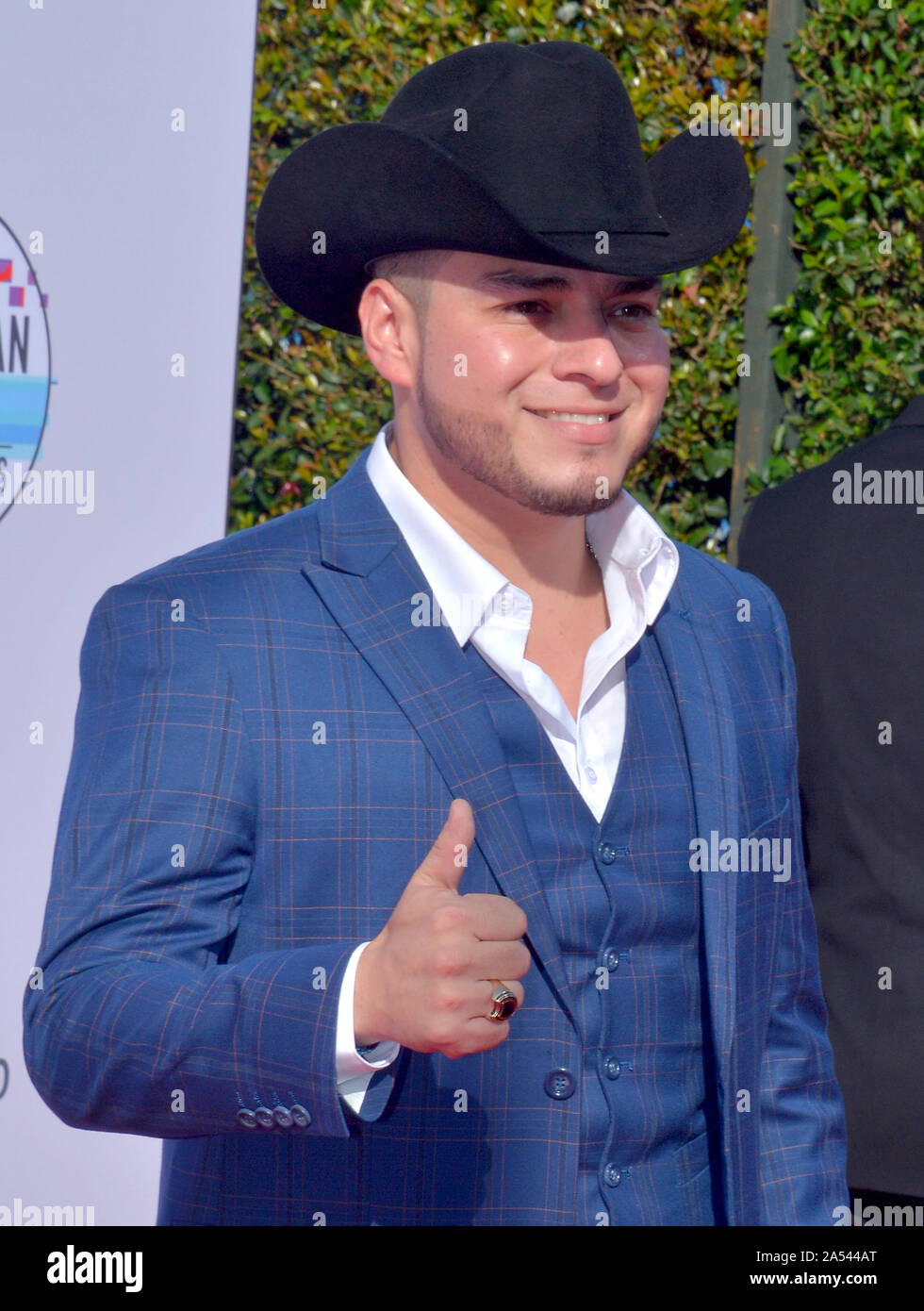 Los Angeles, United States. 17th Oct, 2019. Singer Lenin Ramírez ...
