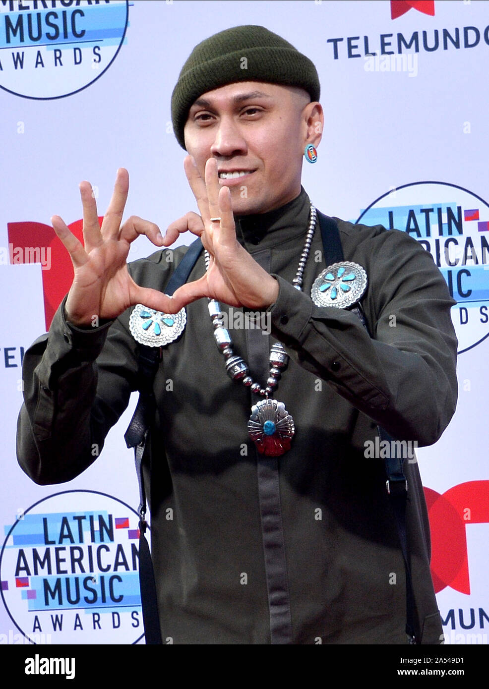 Singer taboo hi-res stock photography and images - Alamy