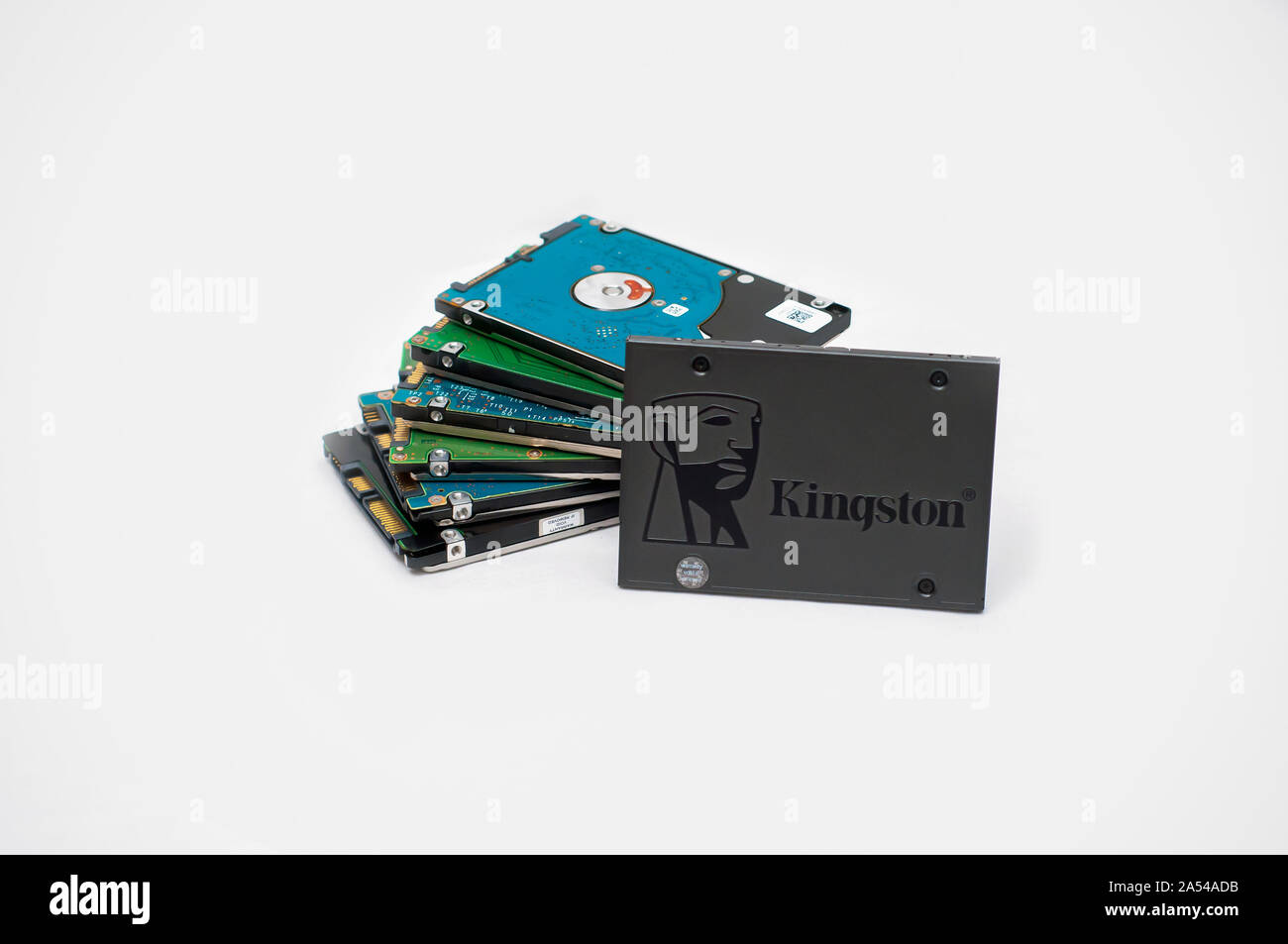 Ssd hdd hi-res stock photography and images - Alamy