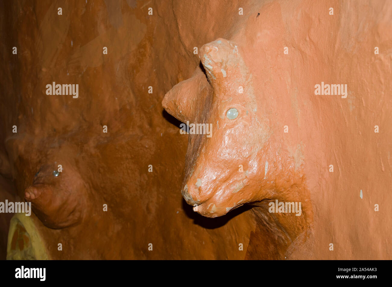 Clay house interior hi-res stock photography and images - Alamy