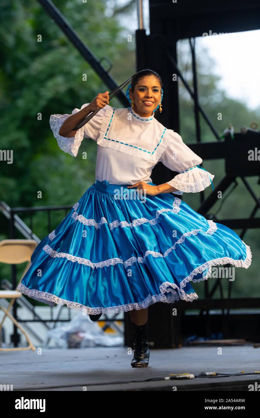 Mexican traditio hi-res stock photography and images - Alamy