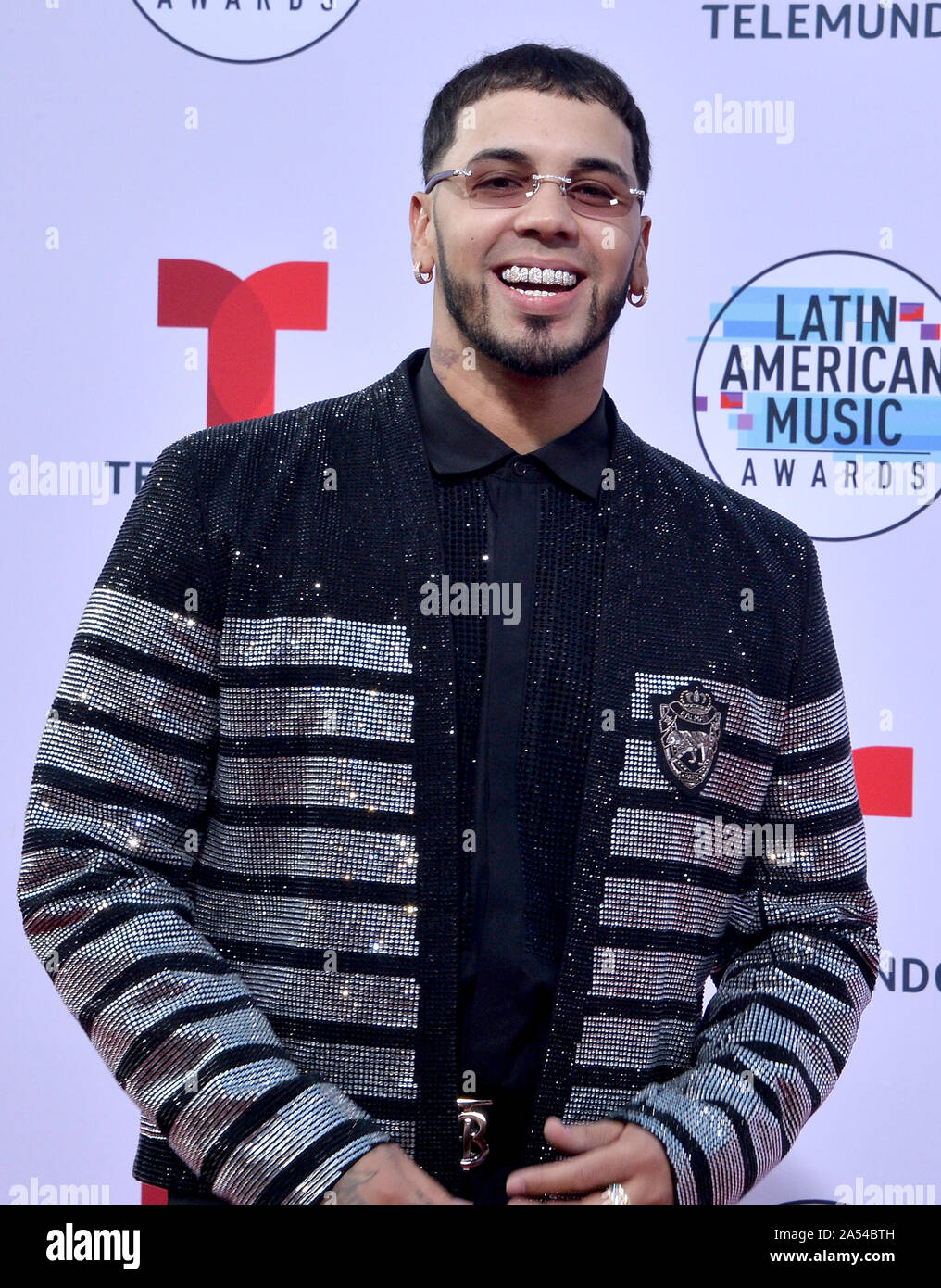 Anuel aa hi-res stock photography and images - Alamy
