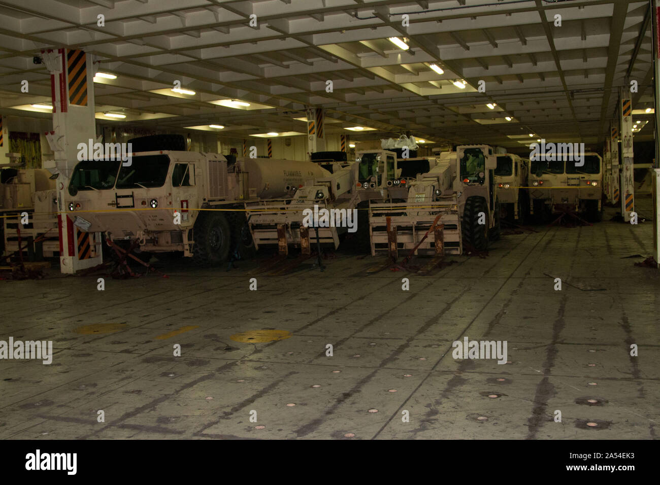 U s army fuel trucks hi-res stock photography and images - Alamy