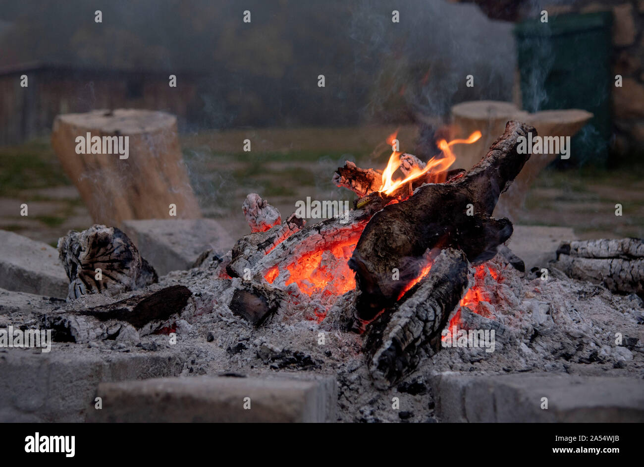 Dying fire in a house hi-res stock photography and images - Alamy