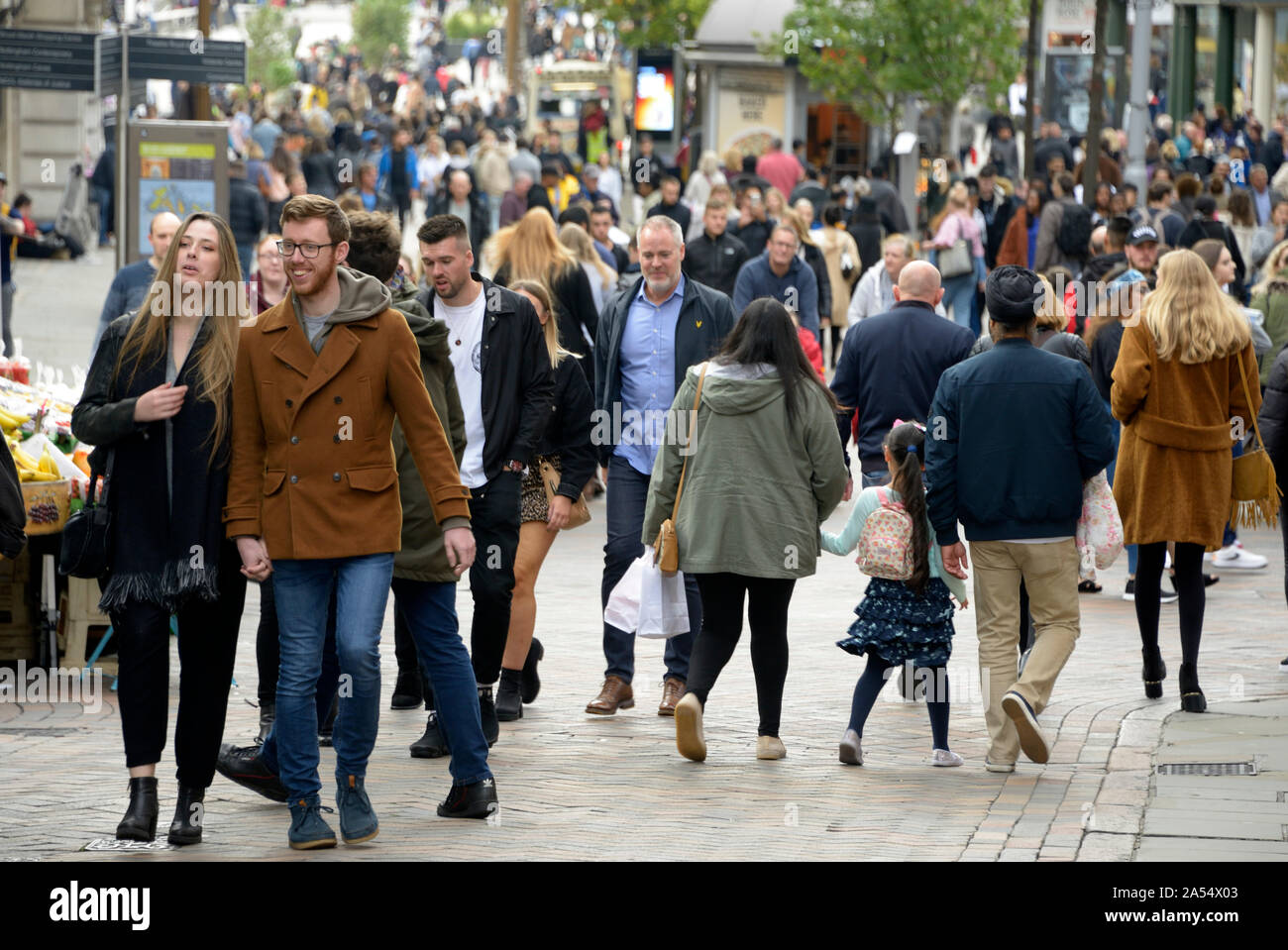 General view, of crowds on Long Row, Nottingham Stock Photo - Alamy