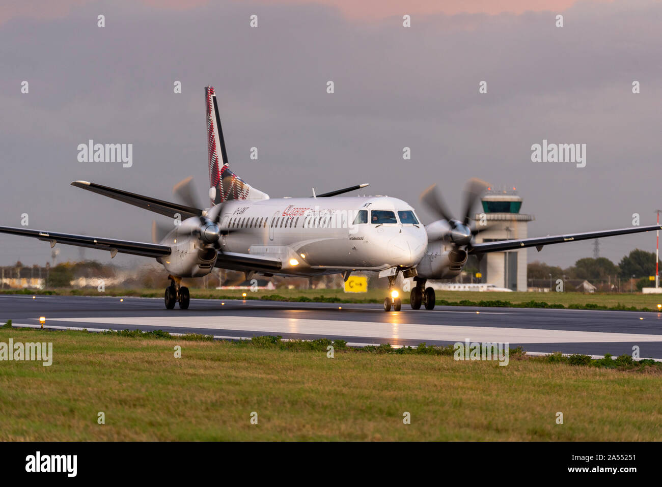 Saab 2000 Stock Photos & Saab 2000 Stock Images - Alamy