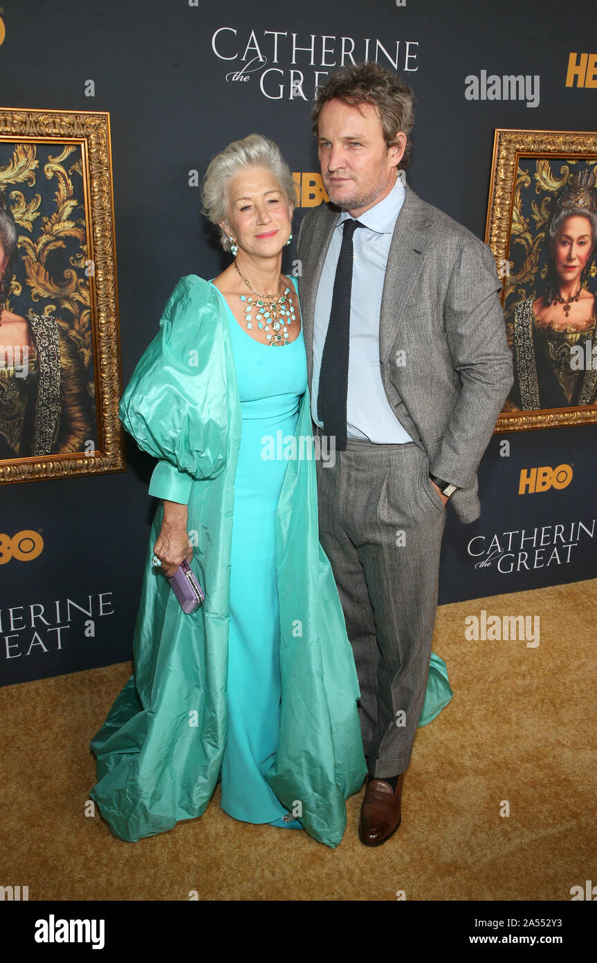 Los Angeles, Ca. 17th Oct, 2019. Helen Mirren, Jason Clarke, at the ...
