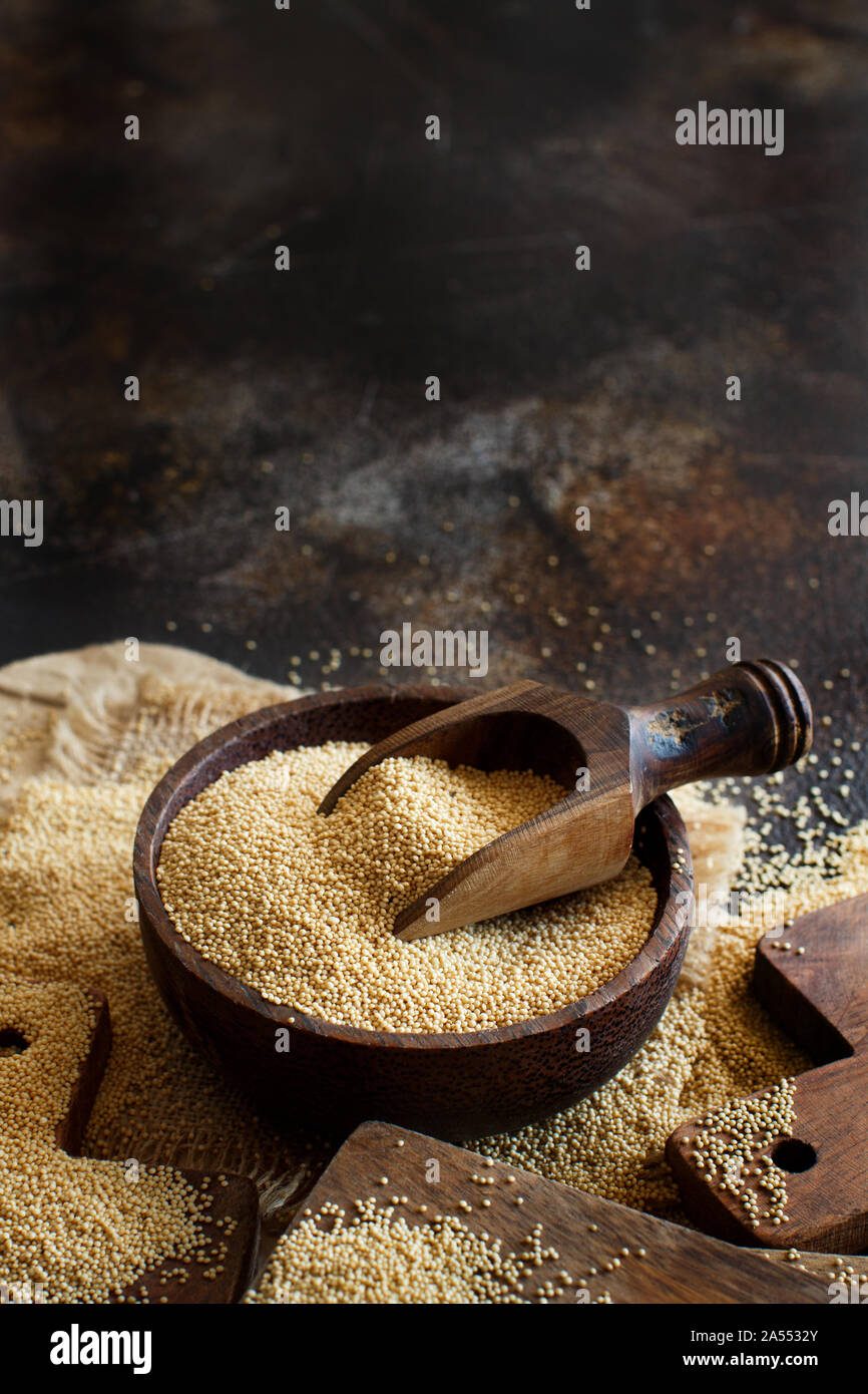Raw Organic Amaranth grain on a dark table Stock Photo - Alamy