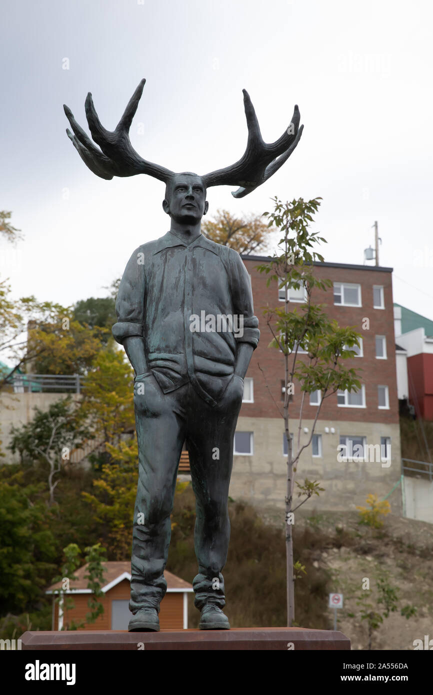 Sculpture quebec road statue hi-res stock photography and images - Alamy