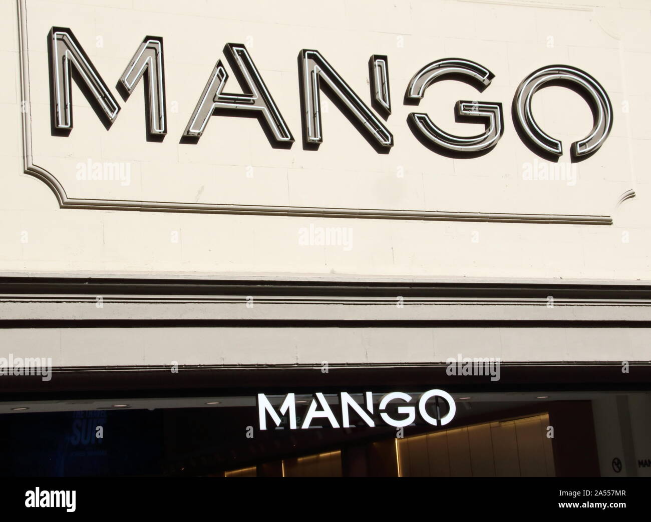 Logo de mango hi-res stock photography and images - Alamy
