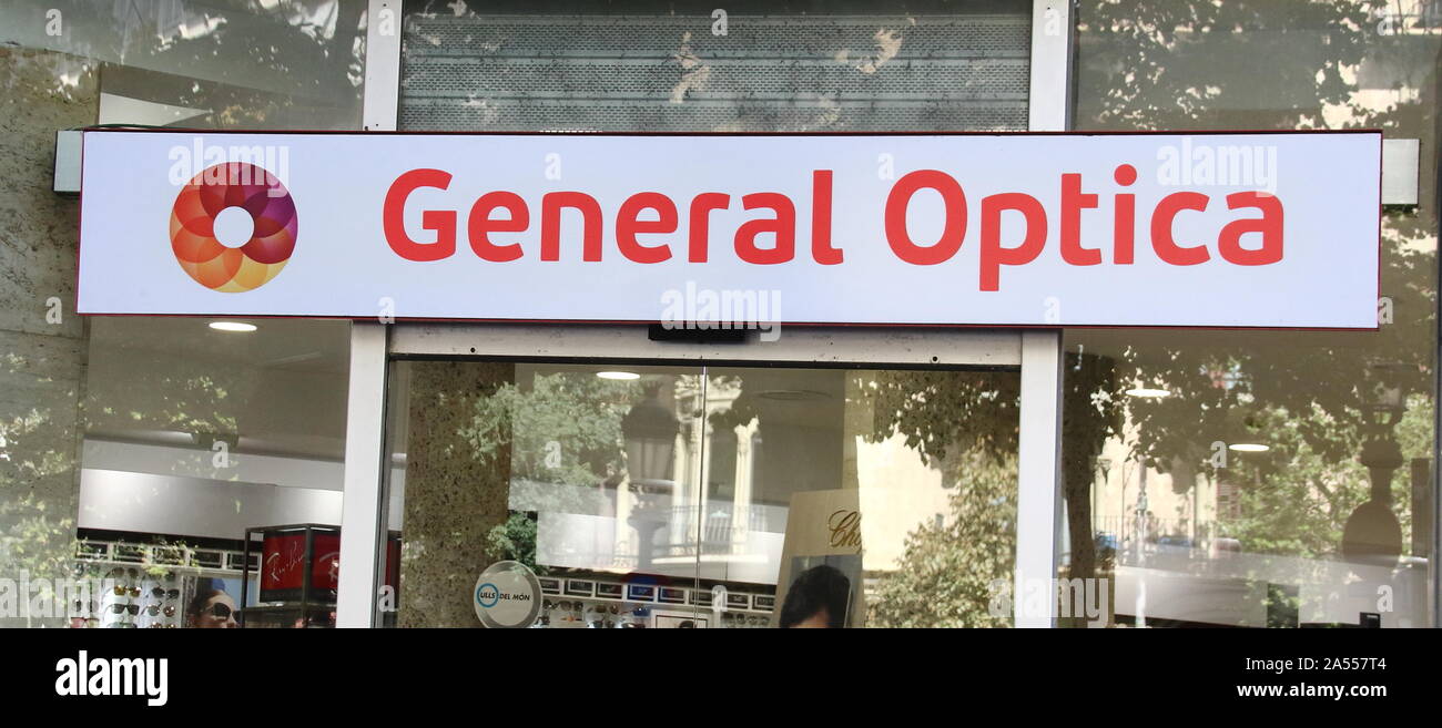 General optica hi-res stock photography and images - Alamy