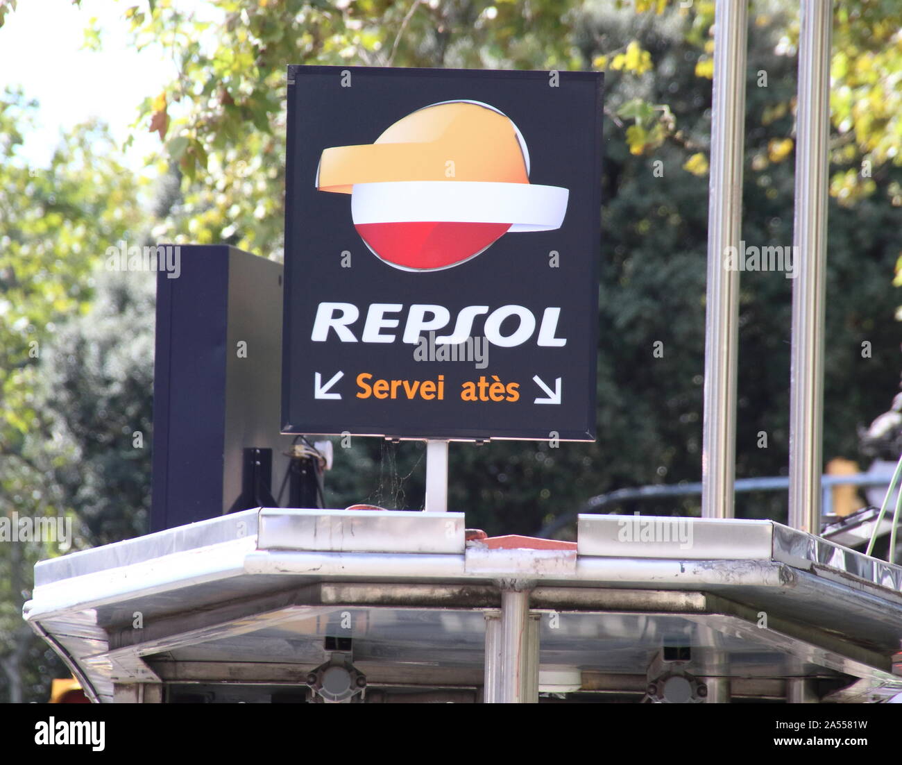 Repsol hi-res stock photography and images - Alamy