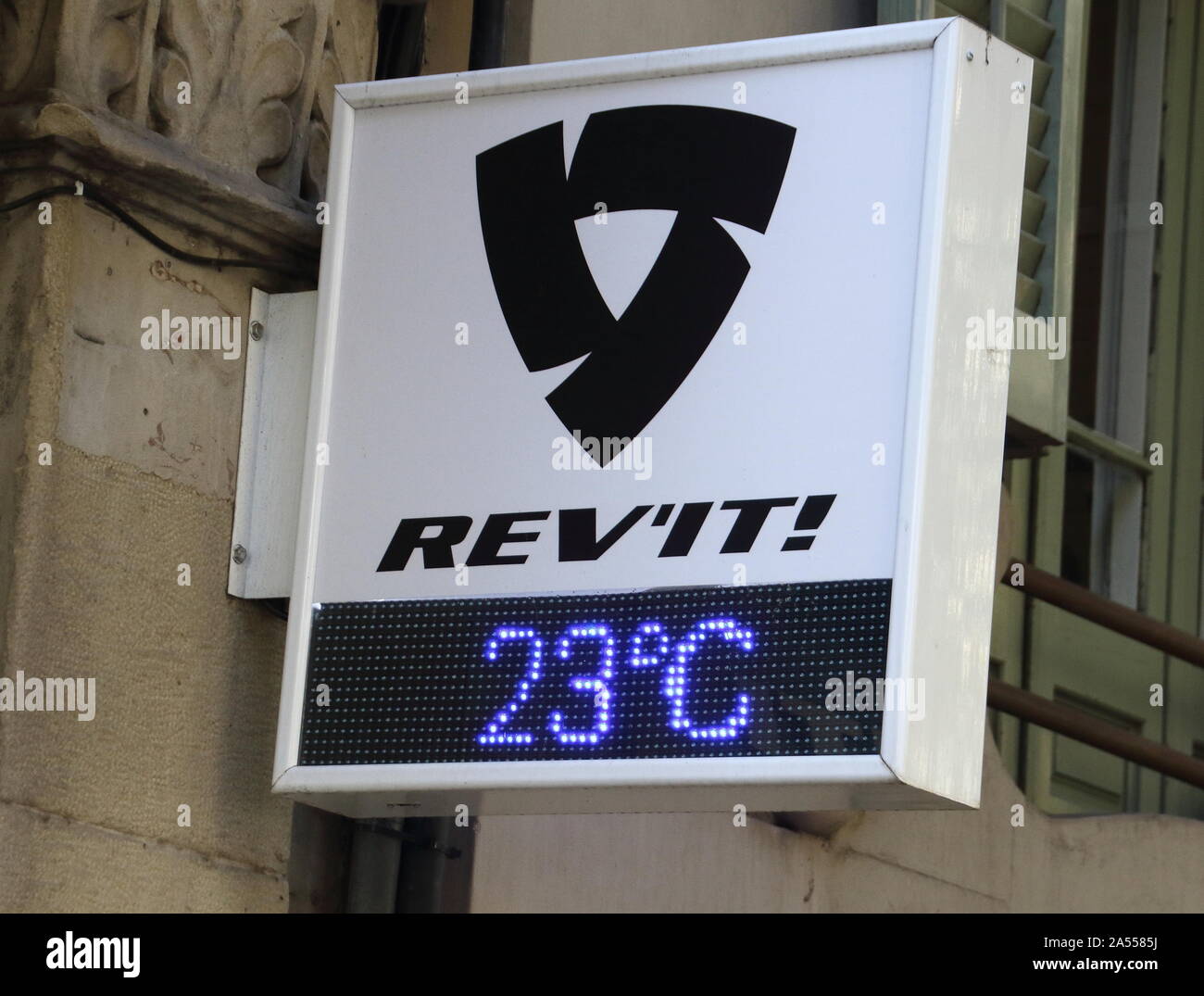 Rev'it store seen in Barcelona Stock Photo - Alamy