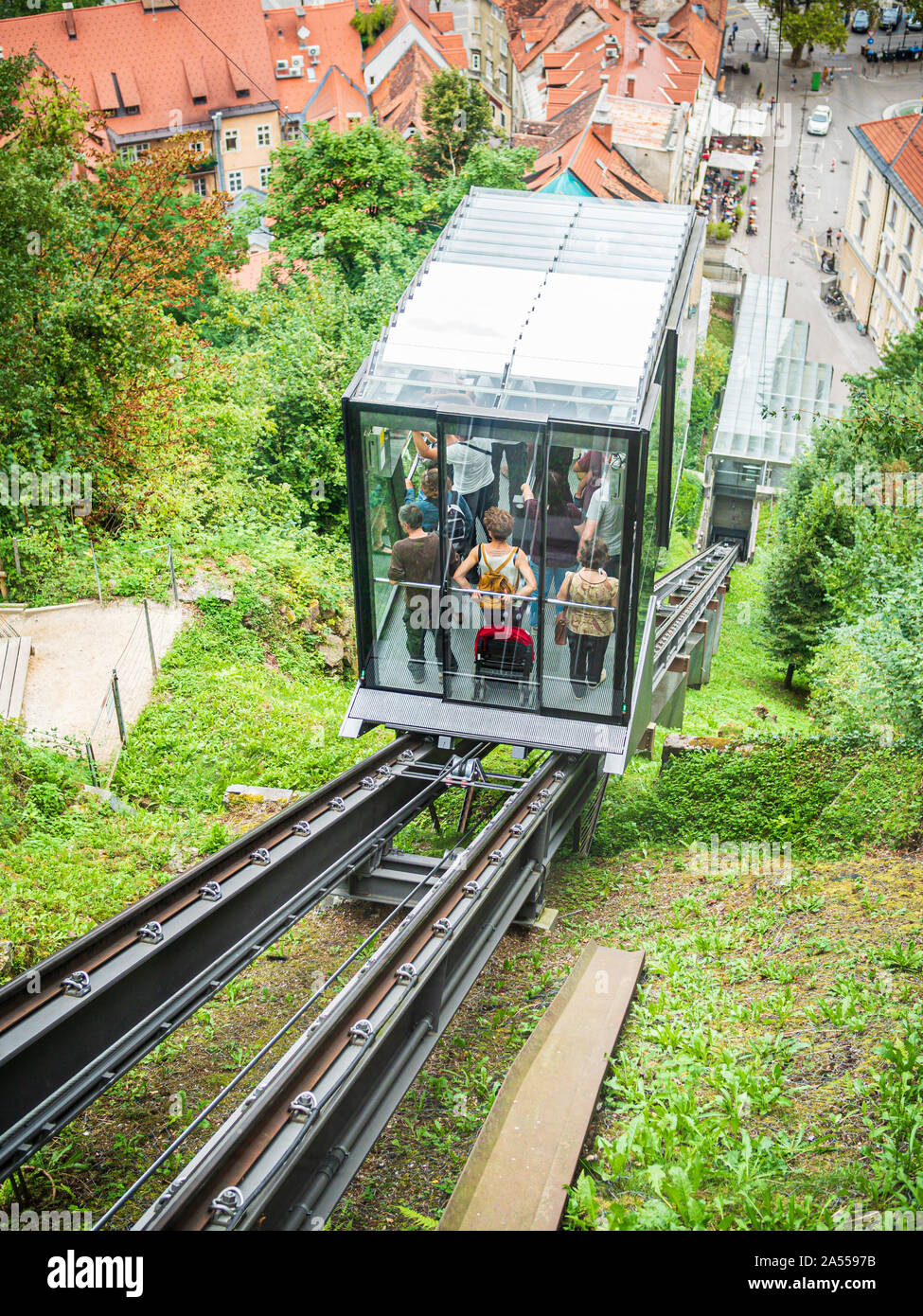 Funicular railway tourists connecting hi-res stock photography and ...