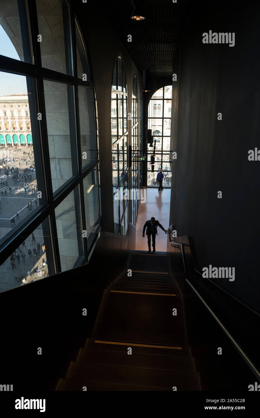 Modern staircase in museum hi-res stock photography and images - Alamy