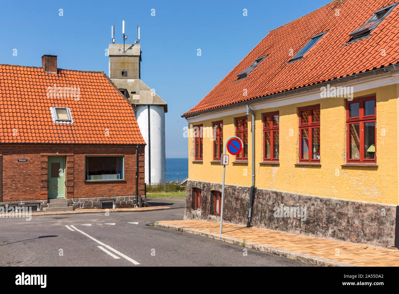 Hasle; Bornholm; Haeuser am Hafen Stock Photo - Alamy