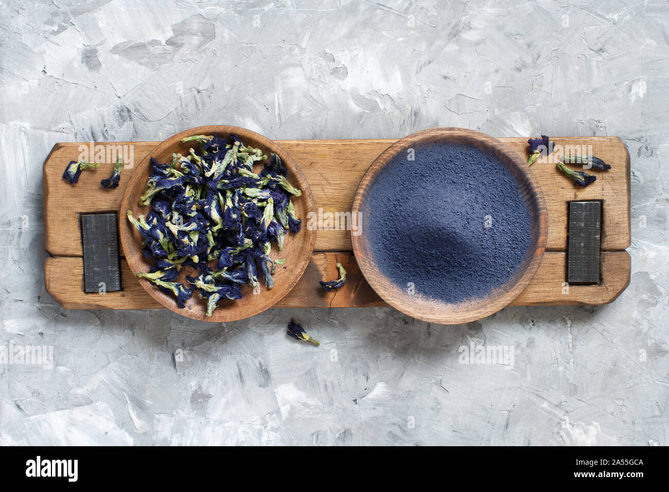 Butterfly pea blue matcha powder and dried flowers Stock Photo - Alamy