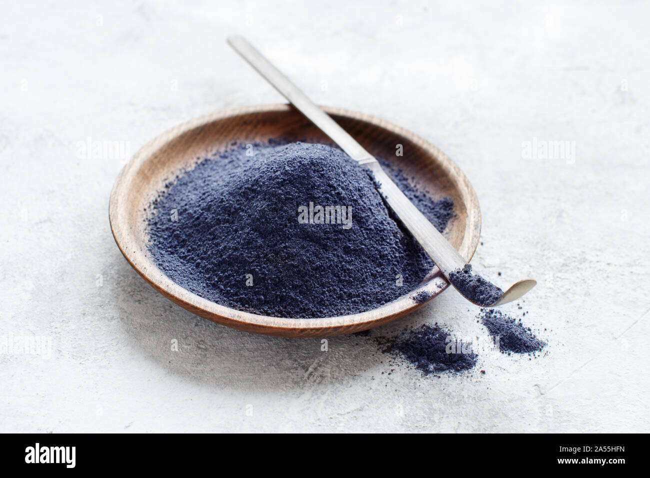 Blue matcha powder hi-res stock photography and images - Alamy