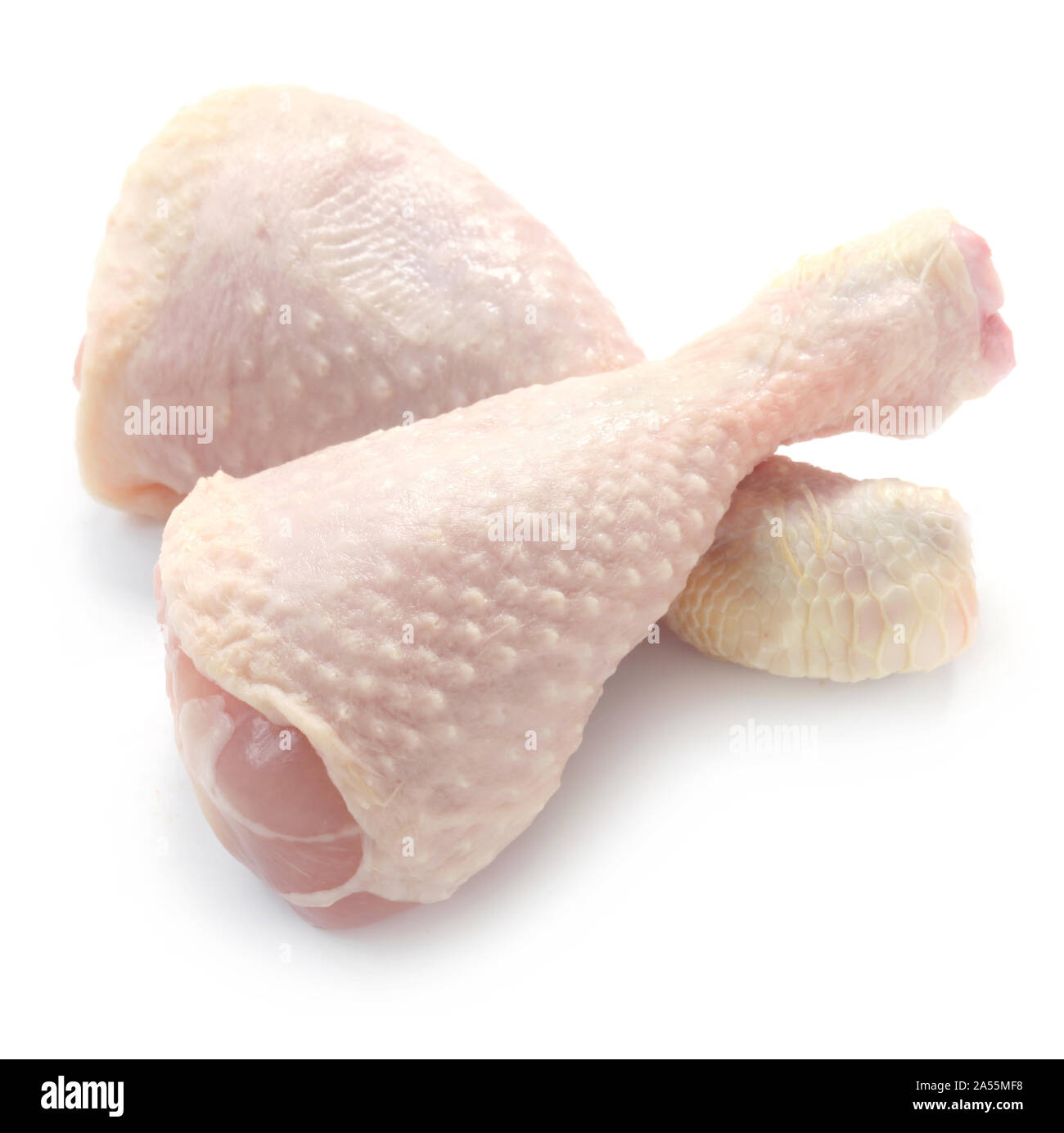 Two raw chicken legs hi-res stock photography and images - Alamy