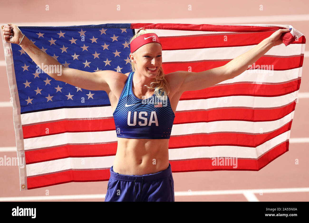 USA's Sandi Morris celebrates after winning silver in the Women's Pole ...