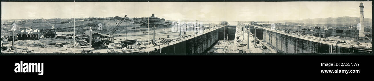 Upper Level, Gatun Locks, Panama Canal Stock Photo - Alamy
