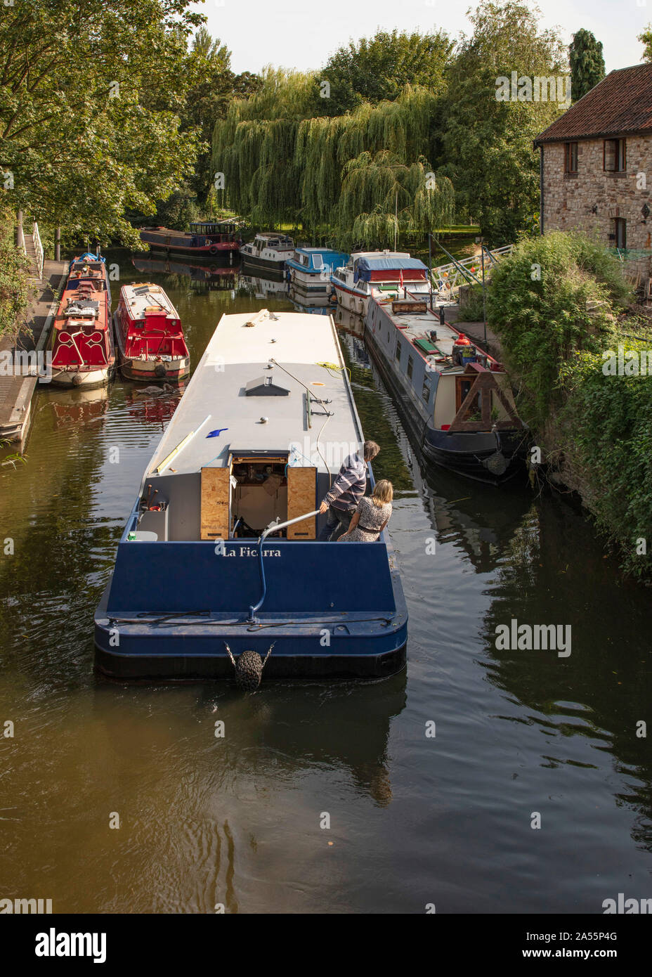 Steering barge hi-res stock photography and images - Alamy